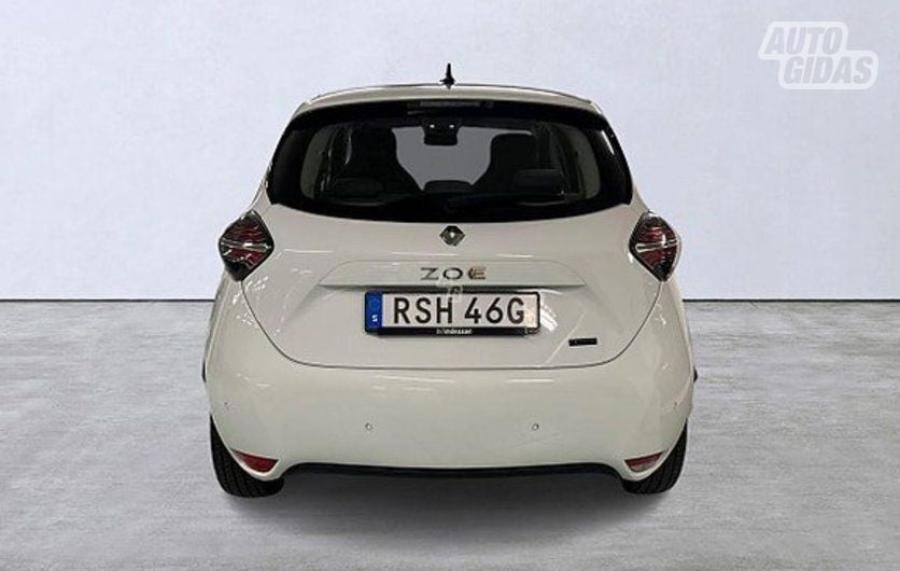White Renault Zoe 2023 in Kaunas, with an engine capacity of 0.00 L and mileage of 23 thousand km for 22919 €, photo 5 on AUTOMOTO.COM.LV