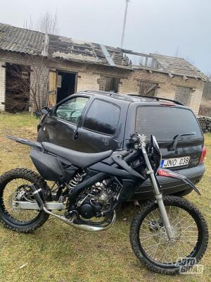 Black Rieju MRT 50 2014 in Kazlu Ruda, with an engine capacity of 0.05 L and mileage of 0 thousand km for 700 €, photo 2 on AUTOMOTO.COM.LV