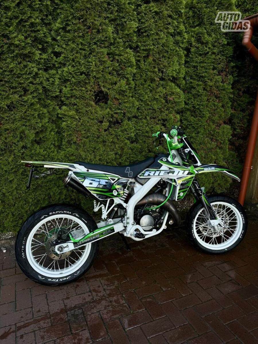 Zaļš Rieju MRT 50 2018 Viļņa, ar dzinēja tilpumu 0.08 L un nobraukumu 2 tūkst. km par 2350 €, foto 3 vietnē AUTOMOTO.COM.LV
