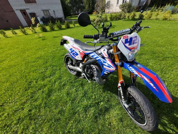 Rieju MRT 50 2020 Šauļi, ar dzinēja tilpumu 50.00 L un nobraukumu 18 tūkst. km par 1850 €, foto 3 vietnē AUTOMOTO.COM.LV