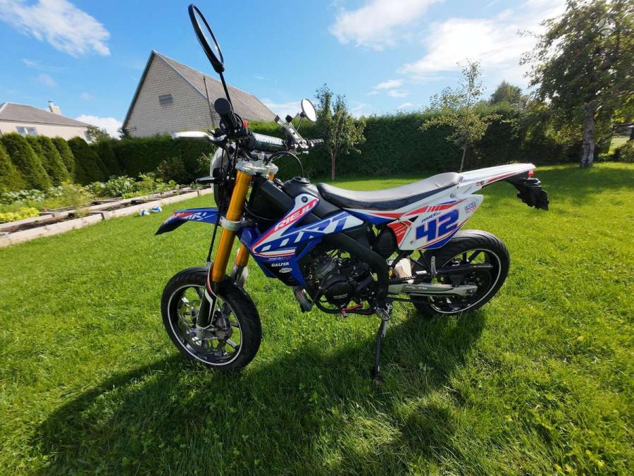 Rieju MRT 50 2020 Šauļi, ar dzinēja tilpumu 50.00 L un nobraukumu 18 tūkst. km par 1850 €, foto 4 vietnē AUTOMOTO.COM.LV