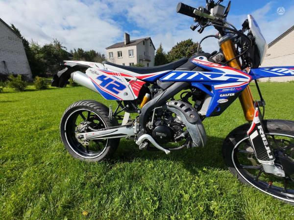 Rieju MRT 50 2020 Šauļi, ar dzinēja tilpumu 50.00 L un nobraukumu 18 tūkst. km par 1850 €, foto 7 vietnē AUTOMOTO.COM.LV