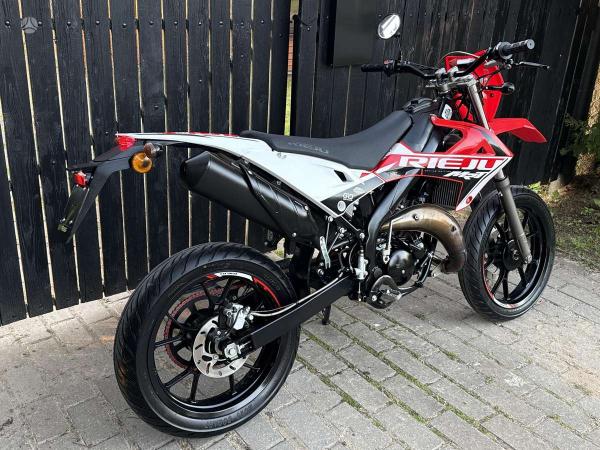 Rieju MRT 50 2022 in Prienai, with an engine capacity of 49.00 L and mileage of 5 thousand km for 2250 €, photo 10 on AUTOMOTO.COM.LV