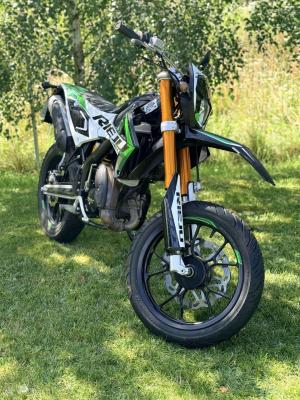 Rieju MRT 50 2025 Švenčionys, ar dzinēja tilpumu 50.00 L un nobraukumu 7 tūkst. km par 2500 €, foto  vietnē AUTOMOTO.COM.LV