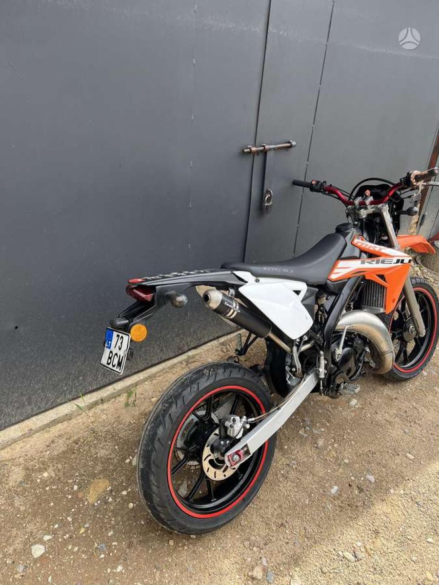 Oranžs Rieju MRT 50 2019 Viļņa, ar dzinēja tilpumu 50.00 L un nobraukumu 11 tūkst. km par 1800 €, foto 5 vietnē AUTOMOTO.COM.LV