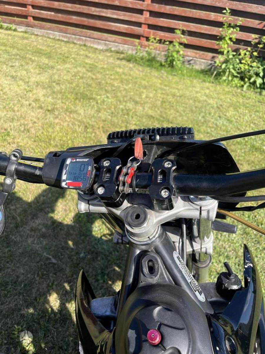 Black Rieju MRT 2013 in Taurage, with an engine capacity of 49.00 L and mileage of 500 thousand km for 2300 €, photo 8 on AUTOMOTO.COM.LV