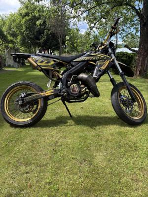 Melns Rieju MRT 2019 Viļņa, ar dzinēja tilpumu 50.00 L un nobraukumu 14 tūkst. km par 2200 €, foto 3 vietnē AUTOMOTO.COM.LV