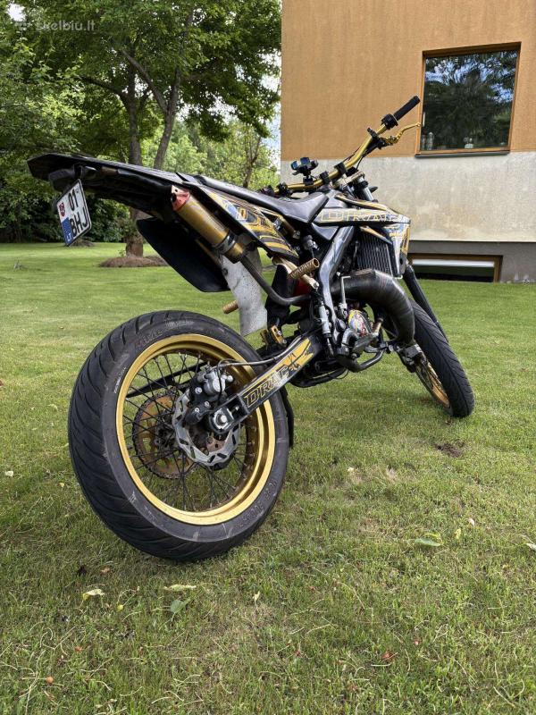 Melns Rieju MRT 2019 Viļņa, ar dzinēja tilpumu 50.00 L un nobraukumu 14 tūkst. km par 2200 €, foto 4 vietnē AUTOMOTO.COM.LV