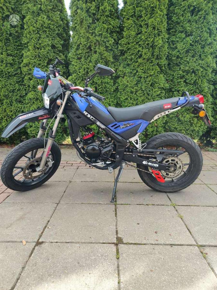 Blue Rieju MRT 2017 in Klaipeda, with an engine capacity of 50.00 L and mileage of 9 thousand km for 1600 €, photo 4 on AUTOMOTO.COM.LV
