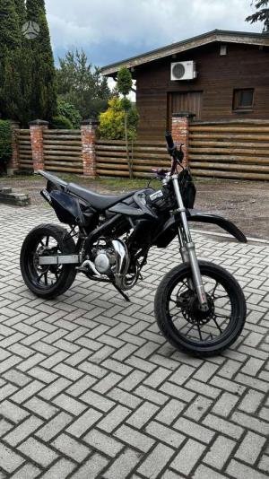Rieju MRT 2010 Kauņa, ar dzinēja tilpumu 50.00 L un nobraukumu 0 tūkst. km par 1600 €, foto 6 vietnē AUTOMOTO.COM.LV
