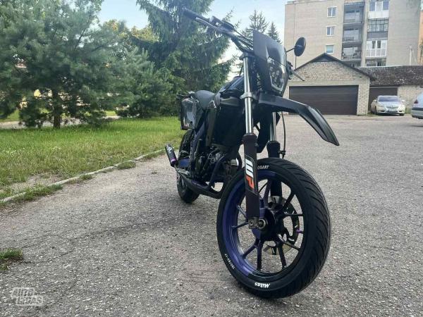Violets Rieju MRT 2021 Alīta, ar dzinēja tilpumu 0.05 L un nobraukumu 5 tūkst. km par 2550 €, foto 1 vietnē AUTOMOTO.COM.LV