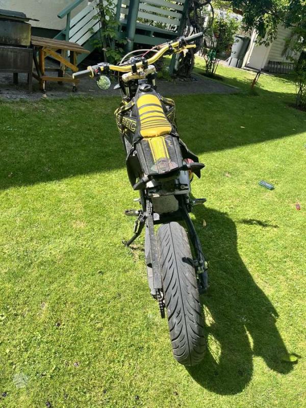 Dzeltens Rieju MRT 2019 Viļņa, ar dzinēja tilpumu 50.00 L un nobraukumu 14 tūkst. km par 2000 €, foto 4 vietnē AUTOMOTO.COM.LV