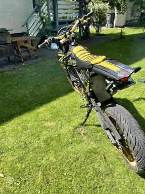 Dzeltens Rieju MRT 2019 Viļņa, ar dzinēja tilpumu 50.00 L un nobraukumu 14 tūkst. km par 2000 €, foto 6 vietnē AUTOMOTO.COM.LV