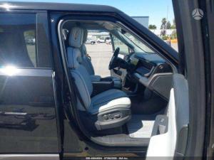 Black Rivian R1T 2023 in Klaipeda, with an engine capacity of 0.00 L and mileage of 106 thousand km for 18995 €, photo 6 on AUTOMOTO.COM.LV