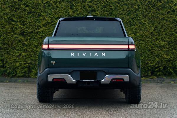 Zaļš Rivian R1T 2023 Rīga, ar dzinēja tilpumu 0.00 L un nobraukumu 57 tūkst. km par 89900 €, foto 6 vietnē AUTOMOTO.COM.LV