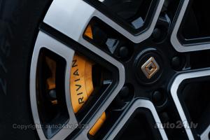 Зеленый Rivian R1T 2023 в Рига, объемом двигателя 0.00 л и пробегом 57 тыс. км за 89900 €, фото 23 на AUTOMOTO.COM.LV