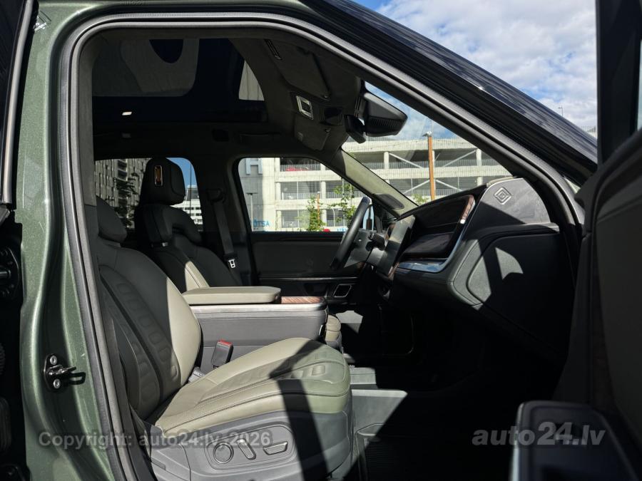 Зеленый Rivian R1T 2023 в Таллин, объемом двигателя 0.00 л и пробегом 57 тыс. км за 79990 €, фото 14 на AUTOMOTO.COM.LV