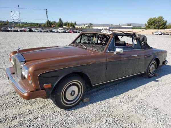 Brown Rolls-Royce Corniche 1979 in Kaunas, with an engine capacity of 6.70 L and mileage of 40 thousand km for 11200 €, photo 7 on AUTOMOTO.COM.LV