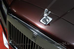 Sarkans Rolls-Royce Cullinan 2020 Tallina, ar dzinēja tilpumu 6.70 L un nobraukumu 72 tūkst. km par 344900 €, foto 7 vietnē AUTOMOTO.COM.LV