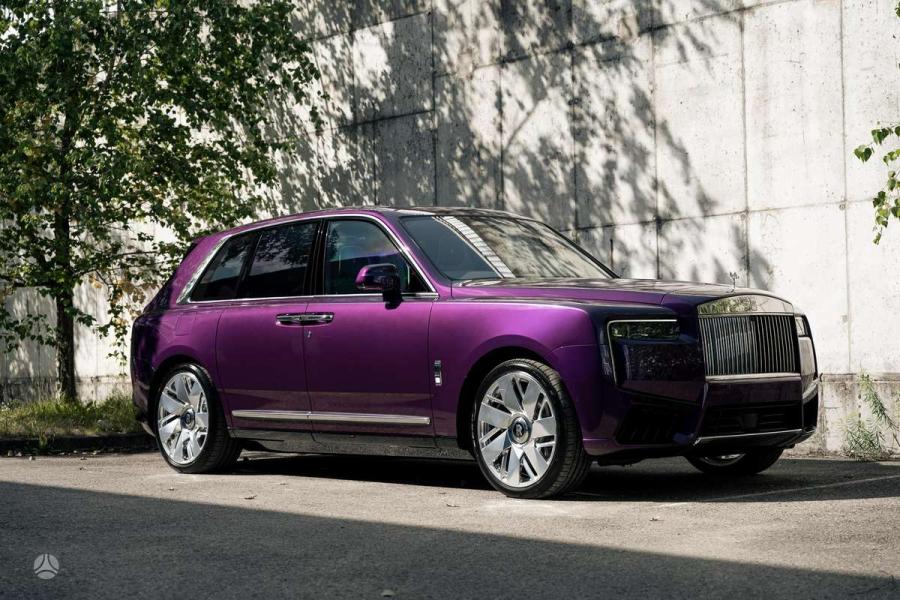 Фиолетовый Ролс Ройс Cullinan 2025 в Вильнюс, объемом двигателя 6.75 л и пробегом 8 тыс. км за 549500 €, фото 9 на AUTOMOTO.COM.LV