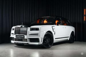 White Rolls-Royce Cullinan 2020 in Vilnius, with an engine capacity of 6.75 L and mileage of 33 thousand km for 449000 €, photo  on AUTOMOTO.COM.LV