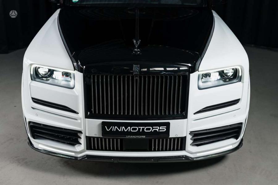 White Rolls-Royce Cullinan 2020 in Vilnius, with an engine capacity of 6.75 L and mileage of 33 thousand km for 449000 €, photo 11 on AUTOMOTO.COM.LV