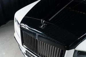 White Rolls-Royce Cullinan 2020 in Vilnius, with an engine capacity of 6.75 L and mileage of 33 thousand km for 449000 €, photo 14 on AUTOMOTO.COM.LV