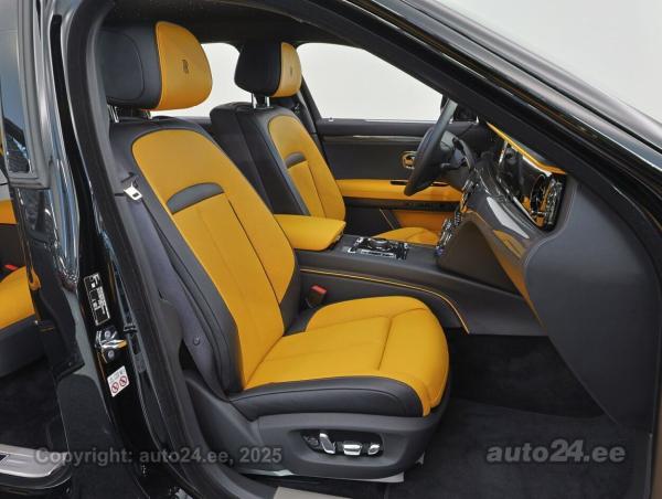 Melns Rolls-Royce Ghost 2024 Tallina, ar dzinēja tilpumu 6.75 L un nobraukumu 6 tūkst. km par 403000 €, foto 11 vietnē AUTOMOTO.COM.LV