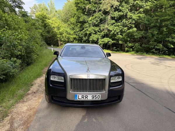 Zils Rolls-Royce Ghost 2012 Viļņa, ar dzinēja tilpumu 6.59 L un nobraukumu 300 tūkst. km par 85000 €, foto 3 vietnē AUTOMOTO.COM.LV