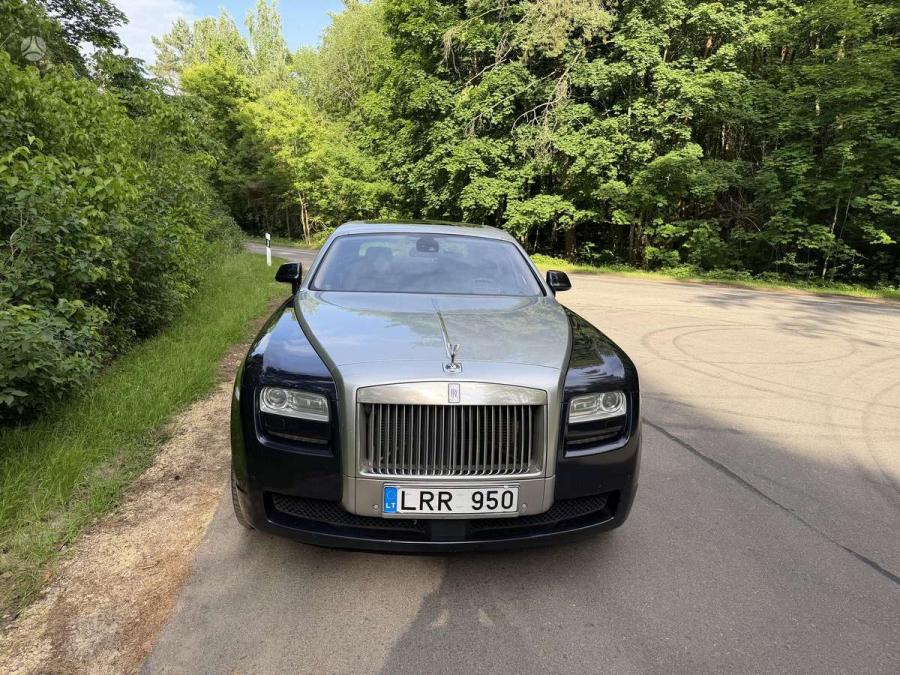 Zils Rolls-Royce Ghost 2012 Viļņa, ar dzinēja tilpumu 6.59 L un nobraukumu 300 tūkst. km par 85000 €, foto 4 vietnē AUTOMOTO.COM.LV