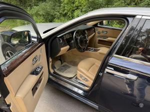 Zils Rolls-Royce Ghost 2012 Viļņa, ar dzinēja tilpumu 6.59 L un nobraukumu 300 tūkst. km par 85000 €, foto 9 vietnē AUTOMOTO.COM.LV