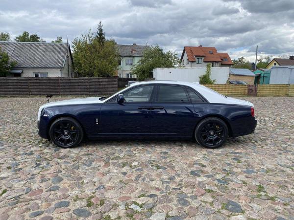 Rolls-Royce Ghost 2011 in Kaunas, with an engine capacity of 6.60 L and mileage of 86 thousand km for 4900 €, photo 1 on AUTOMOTO.COM.LV