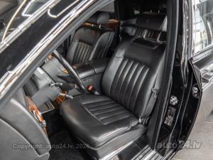 Black Rolls-Royce Phantom 2006 in Tallinn, with an engine capacity of 6.80 L and mileage of 137 thousand km for 99900 €, photo 7 on AUTOMOTO.COM.LV