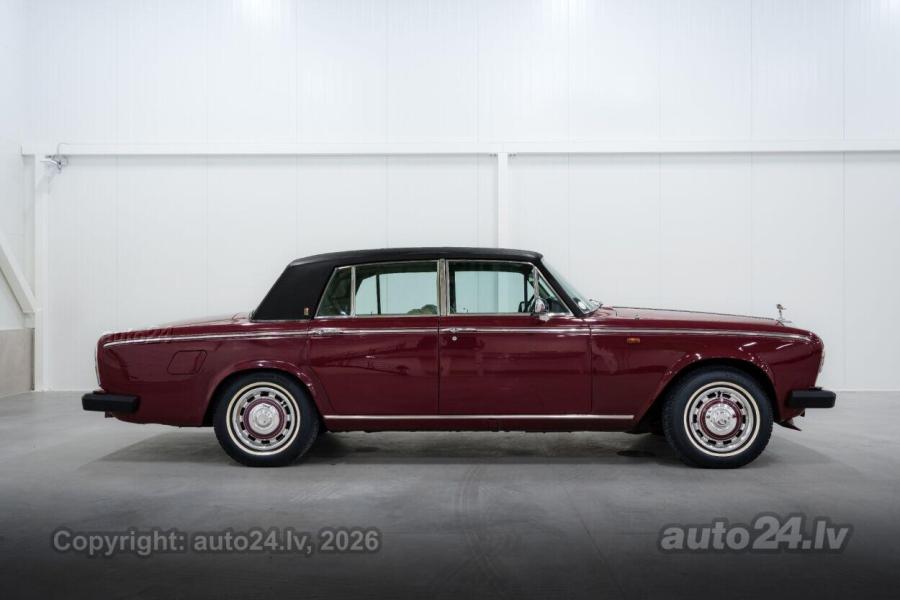 Sarkans Rolls-Royce silver-shadow 1978 Tallina, ar dzinēja tilpumu 6.80 L un nobraukumu 0 tūkst. km par 24900 €, foto 3 vietnē AUTOMOTO.COM.LV
