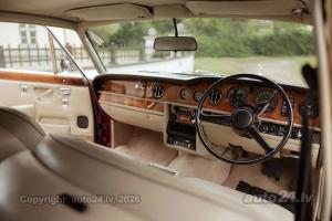 Sarkans Rolls-Royce silver-shadow 1978 Tallina, ar dzinēja tilpumu 6.80 L un nobraukumu 102 tūkst. km par 29995 €, foto 12 vietnē AUTOMOTO.COM.LV