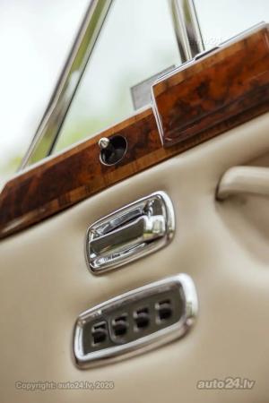 Sarkans Rolls-Royce silver-shadow 1978 Tallina, ar dzinēja tilpumu 6.80 L un nobraukumu 102 tūkst. km par 29995 €, foto 17 vietnē AUTOMOTO.COM.LV