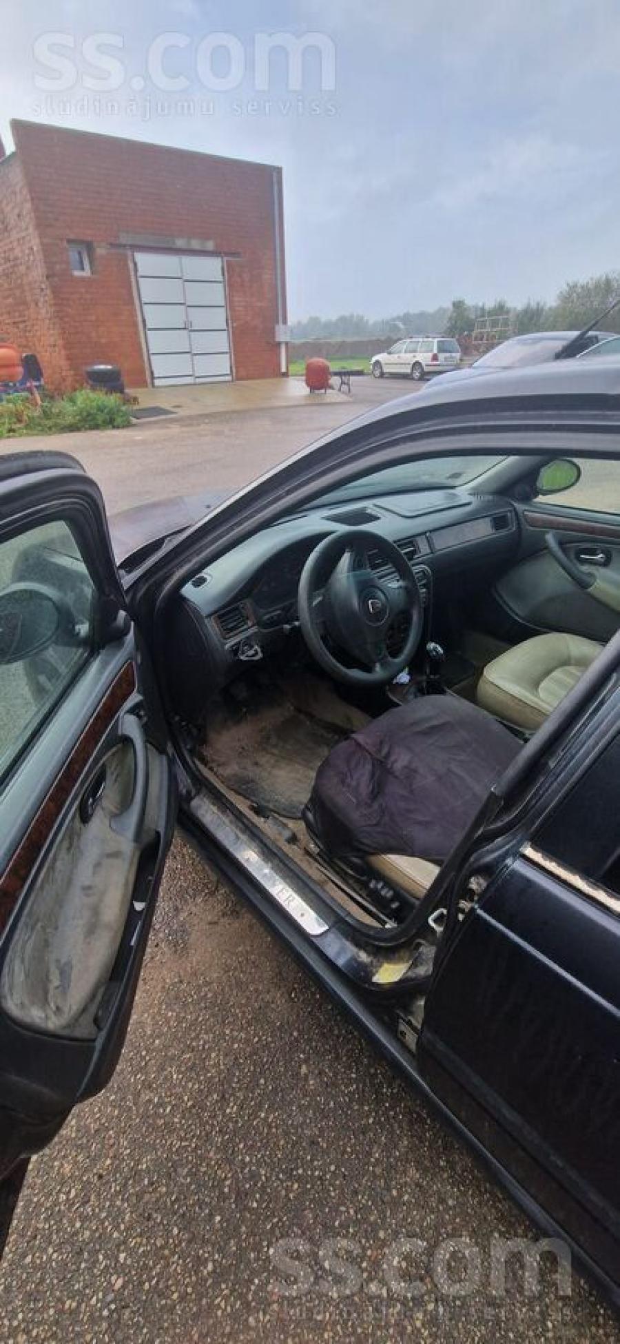 Melns Rover 45 2000 Jelgava, ar dzinēja tilpumu 2.00 L un nobraukumu 300 tūkst. km par 350 €, foto 5 vietnē AUTOMOTO.COM.LV
