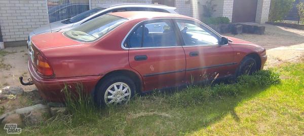 Sarkans Rover 620 1996 Šauļi, ar dzinēja tilpumu 2.00 L un nobraukumu 264 tūkst. km par 500 €, foto 3 vietnē AUTOMOTO.COM.LV