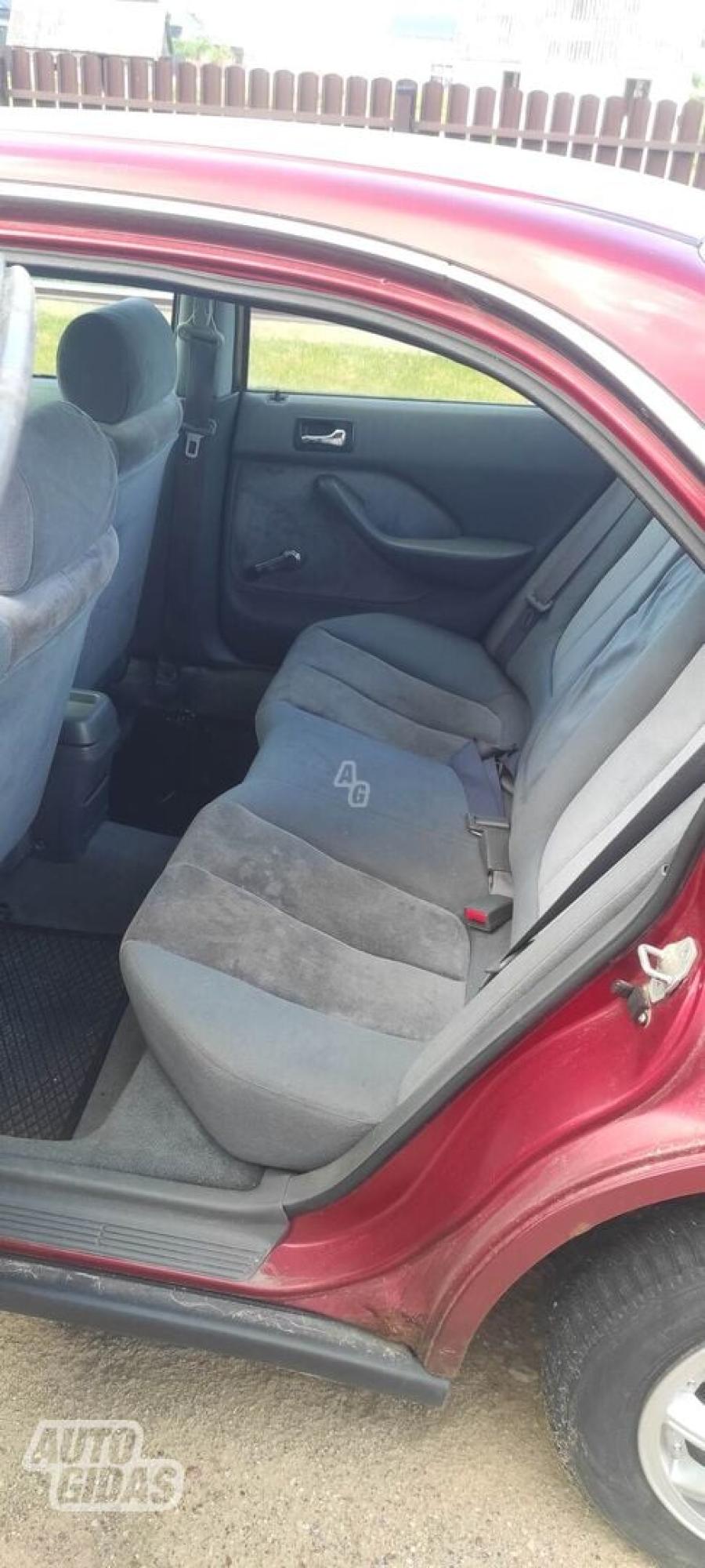 Sarkans Rover 620 1996 Šauļi, ar dzinēja tilpumu 2.00 L un nobraukumu 264 tūkst. km par 500 €, foto 10 vietnē AUTOMOTO.COM.LV