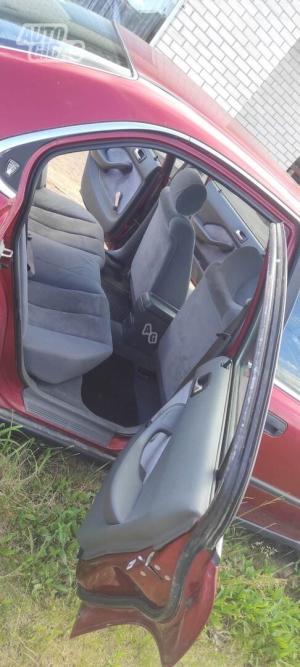 Sarkans Rover 620 1996 Šauļi, ar dzinēja tilpumu 2.00 L un nobraukumu 264 tūkst. km par 500 €, foto 11 vietnē AUTOMOTO.COM.LV
