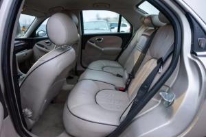 Brūns Rover 75 1999 Liepāja, ar dzinēja tilpumu 2.50 L un nobraukumu 168 tūkst. km par 2200 €, foto 10 vietnē AUTOMOTO.COM.LV