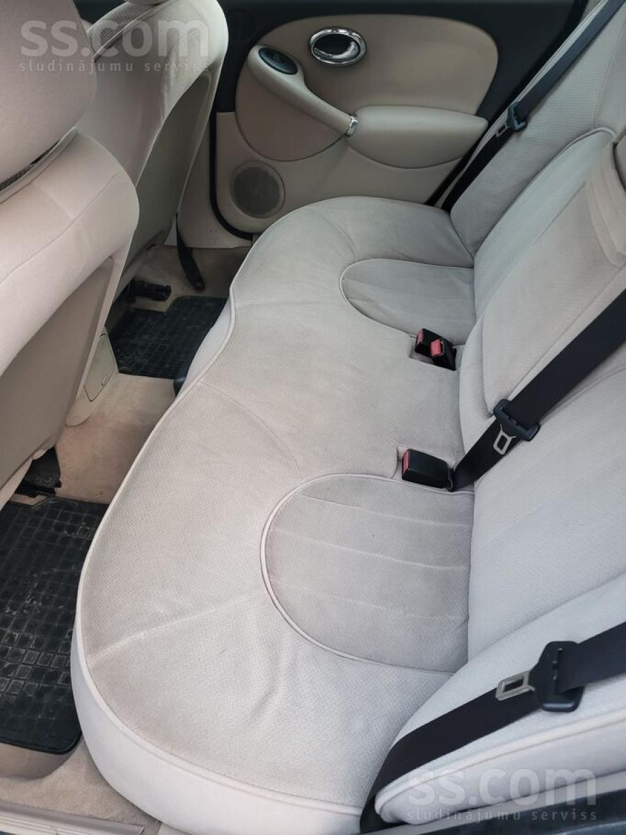 Zaļš Rover 75 2002 Ludza, ar dzinēja tilpumu 2.00 L un nobraukumu 199 tūkst. km par 1750 €, foto 7 vietnē AUTOMOTO.COM.LV