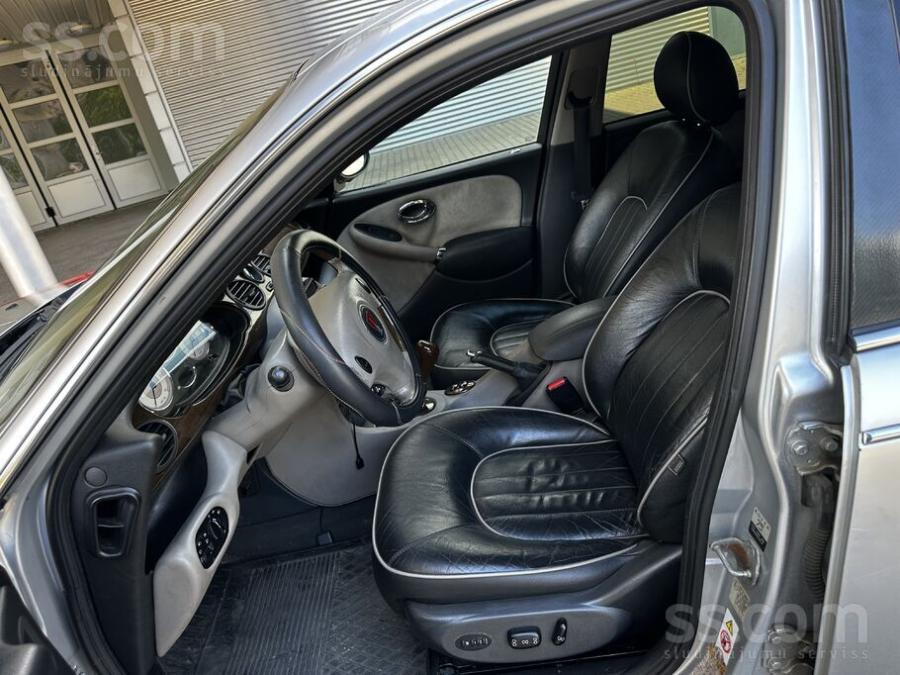 Grey Rover 75 2004 in Riga, with an engine capacity of 2.00 L and mileage of 380 thousand km for 998 €, photo 10 on AUTOMOTO.COM.LV