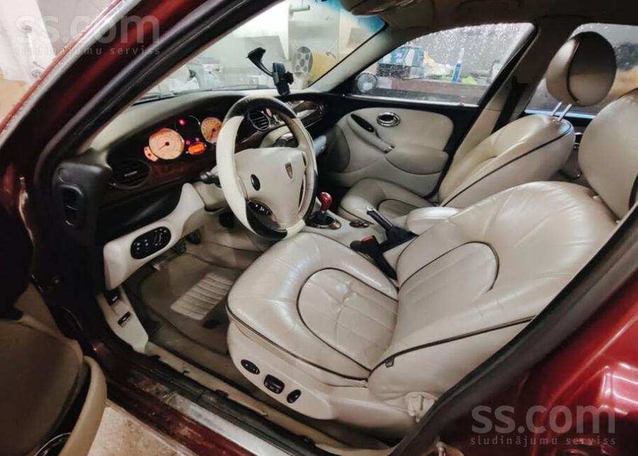 Sarkans Rover 75 1999 Liepāja, ar dzinēja tilpumu 2.00 L un nobraukumu 380 tūkst. km par 1999 €, foto 15 vietnē AUTOMOTO.COM.LV