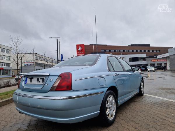 Rover 75 2002 in Vilnius, with an engine capacity of 2.00 L and mileage of 309 thousand km for 650 €, photo 4 on AUTOMOTO.COM.LV
