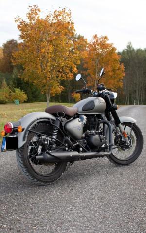 Royal Enfield Continental 2022 Rīga, ar dzinēja tilpumu 0.80 L un nobraukumu 13 tūkst. km par 3600 €, foto  vietnē AUTOMOTO.COM.LV