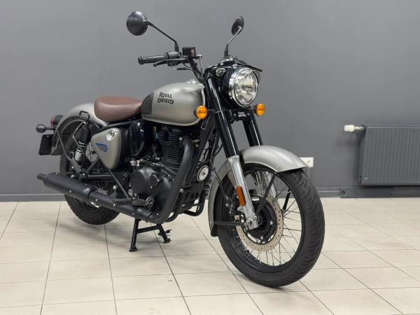Royal Enfield Continental 2022 in Riga, with an engine capacity of 0.80 L and mileage of 13 thousand km for 3600 €, photo 8 on AUTOMOTO.COM.LV