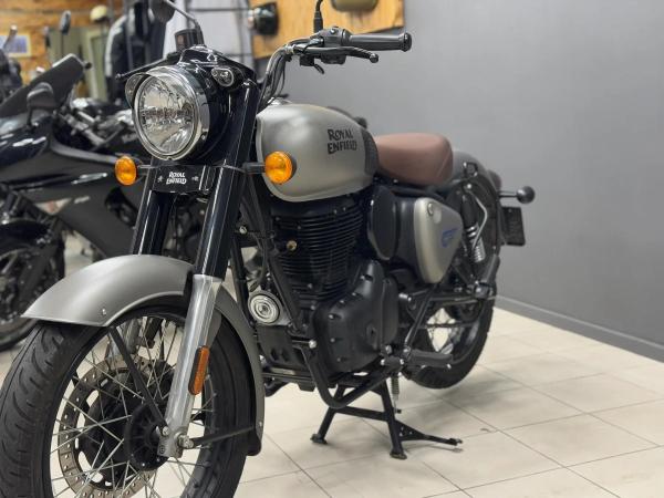 Royal Enfield Continental 2022 in Riga, with an engine capacity of 0.80 L and mileage of 13 thousand km for 3600 €, photo 9 on AUTOMOTO.COM.LV