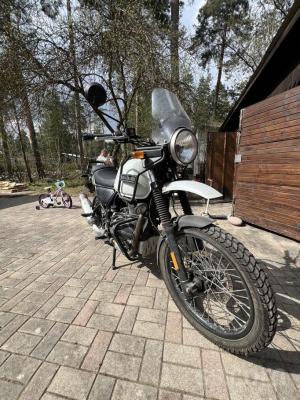 Royal Enfield Himalayan 2018 Ogre, ar dzinēja tilpumu 0.41 L un nobraukumu 0 tūkst. km par 3750 €, foto 3 vietnē AUTOMOTO.COM.LV
