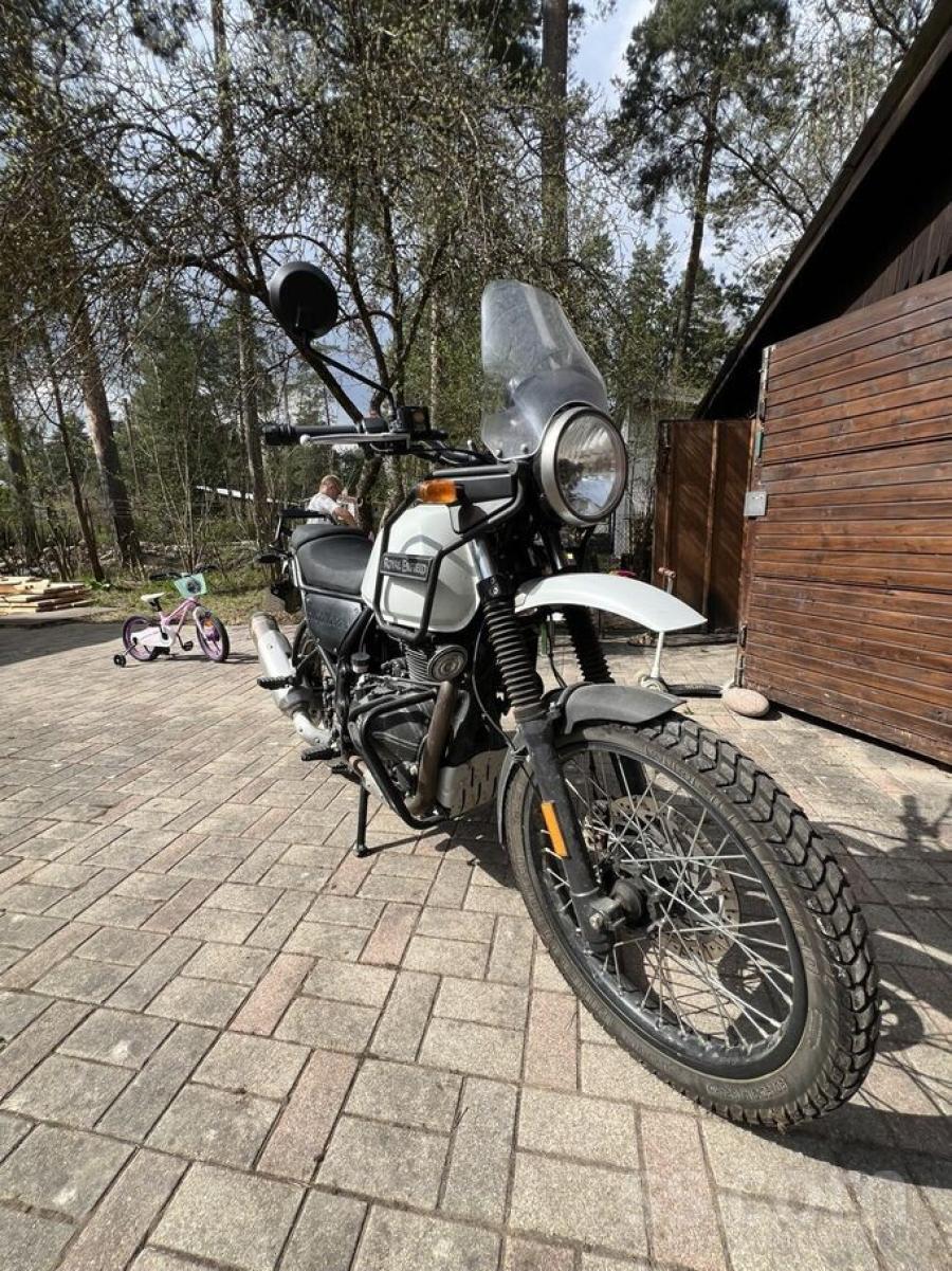 Royal Enfield Himalayan 2018 Ogre, ar dzinēja tilpumu 0.41 L un nobraukumu 0 tūkst. km par 3750 €, foto 3 vietnē AUTOMOTO.COM.LV